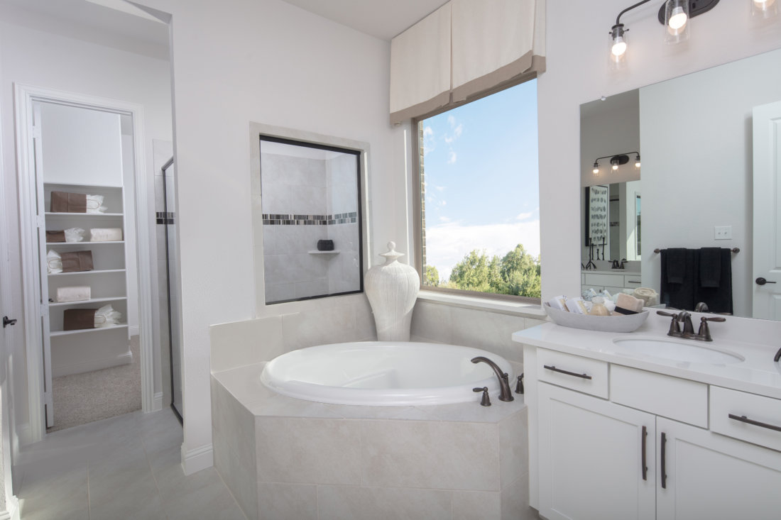 Bathtub Basics: The Pros & Cons of Built-In versus Freestanding | Details Matter - Second House ...